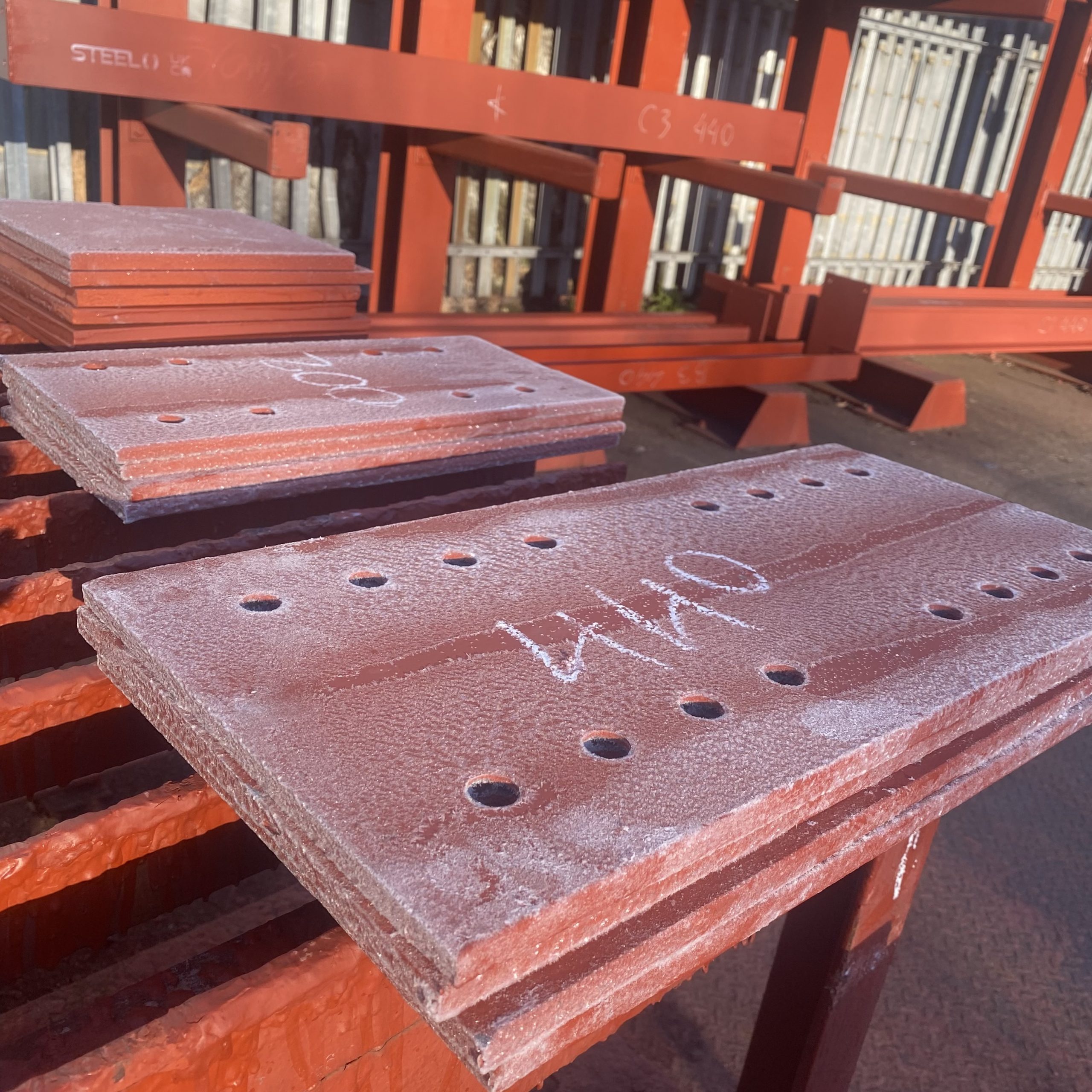 How Steel Stands Strong in Cold Weather - Steelo